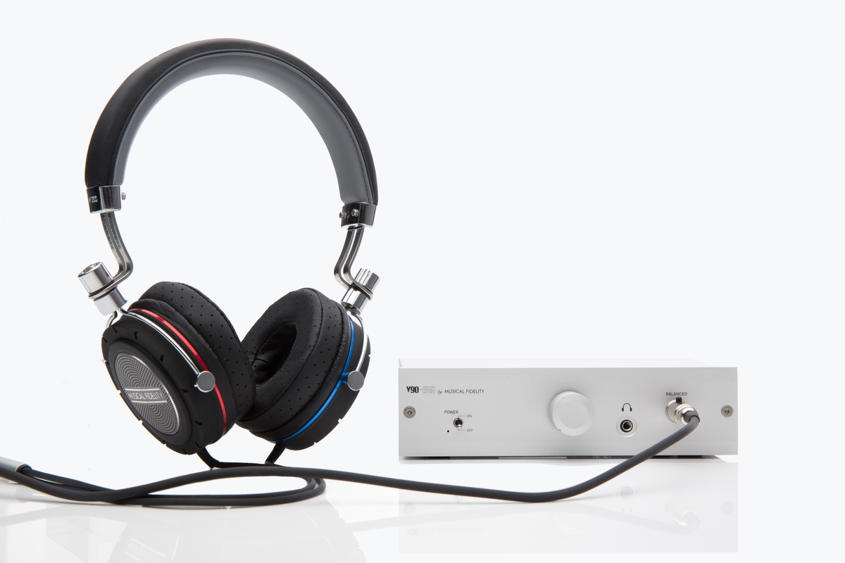 Musical Fidelity MF-200B (MF200B) Zbalansowane słuchawki nauszne cena